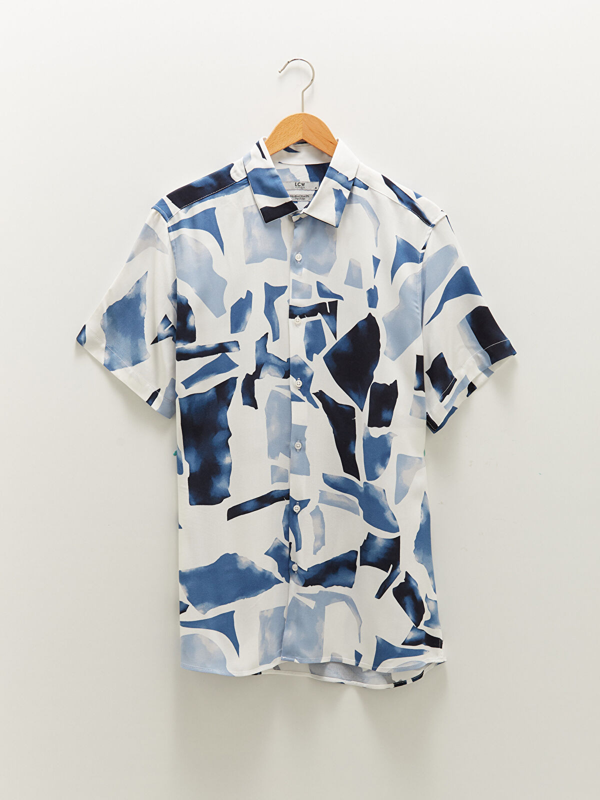 LCW VISION Slim Fit Kısa Kollu Desenli Viskon Erkek Gömlek