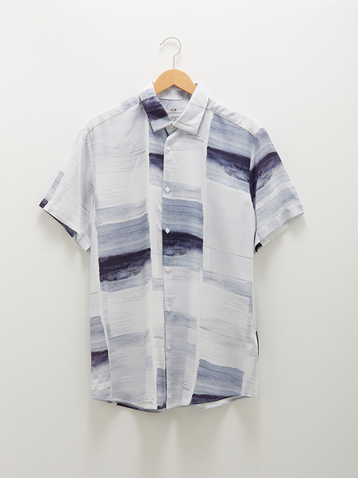 LCW VISION Slim Fit Kısa Kollu Desenli Viskon Erkek Gömlek