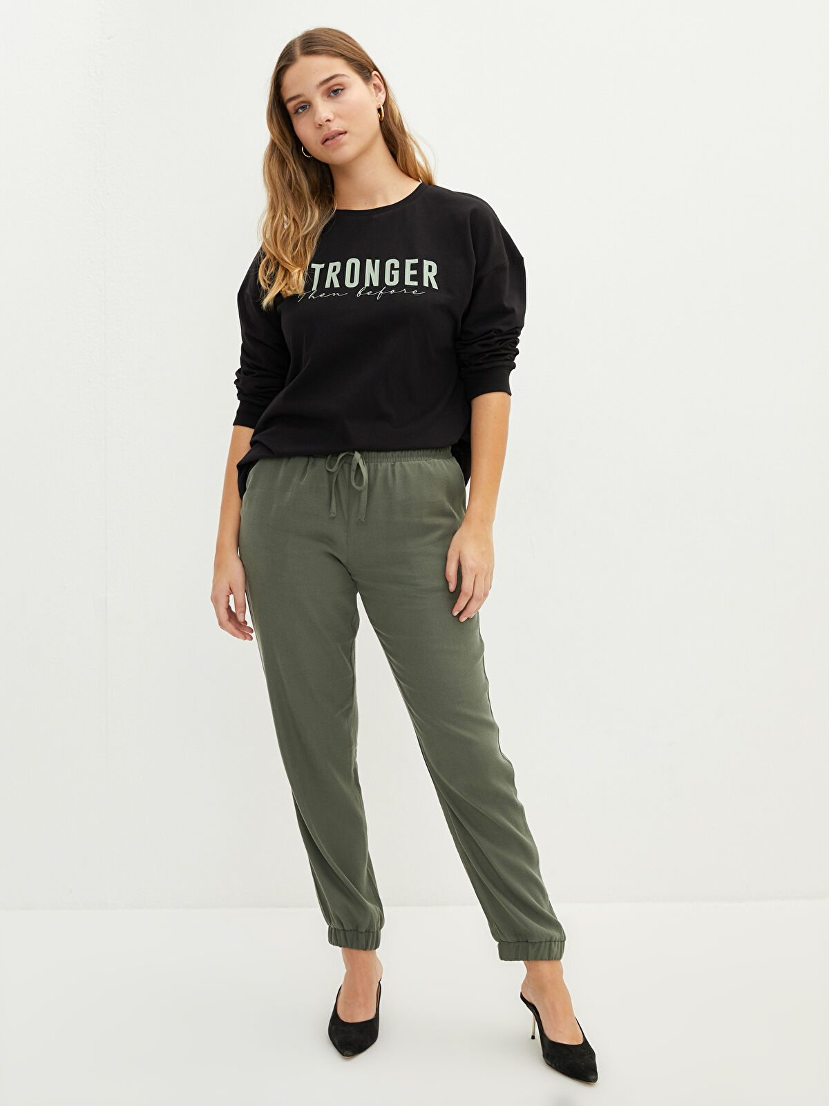 Büyük Beden Beli Lastikli Düz Cep Detaylı Kadın Jogger Pantolon