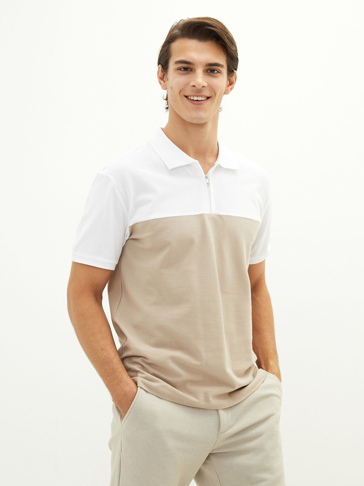 LCW VISION Polo Yaka Kısa Kollu Renk Bloklu Erkek Tişört LCW VISION Polo Yaka Kısa Kollu Renk Bloklu Erkek Tişört