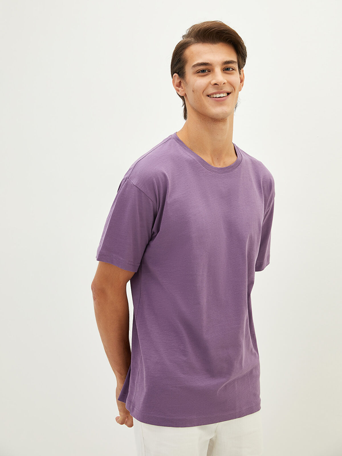LCW BASIC Oversize Bisiklet Yaka Kısa Kollu Penye Erkek Tişört