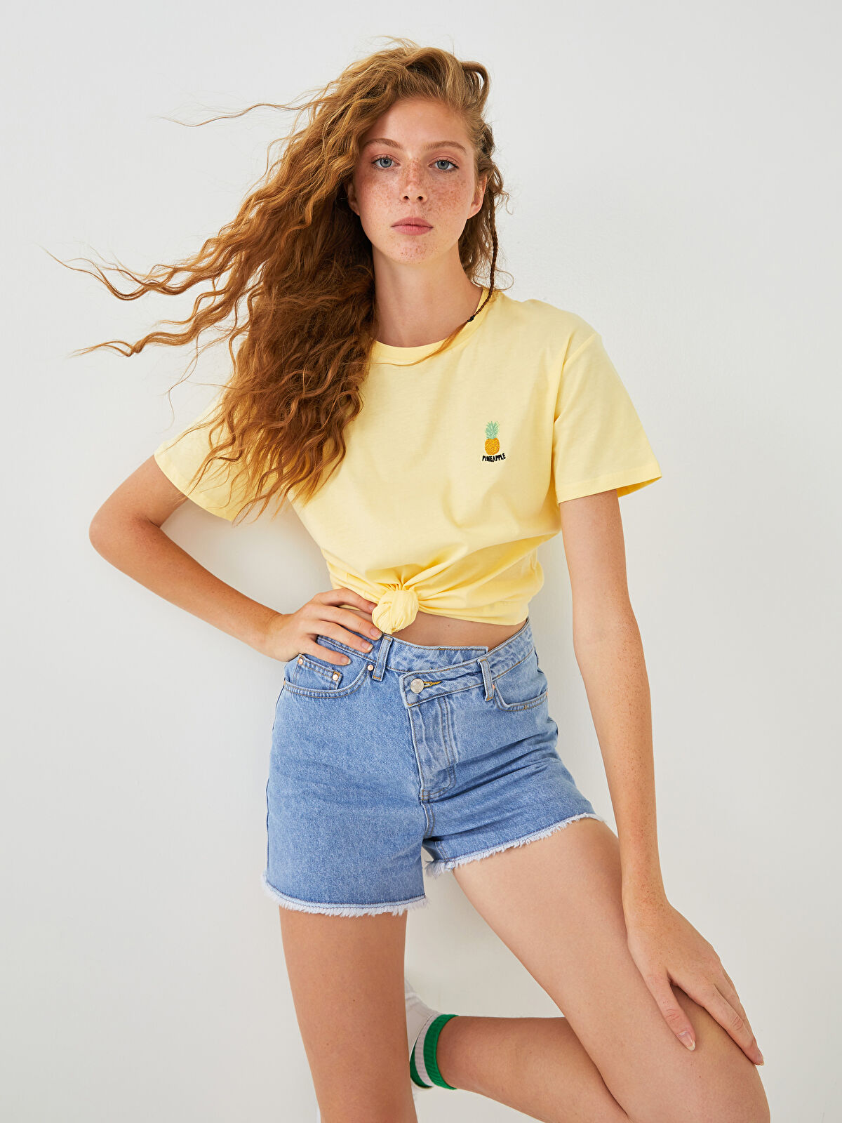 XSIDE Bisiklet Yaka Nakışlı Kısa Kollu Pamuklu Kadın Tişört