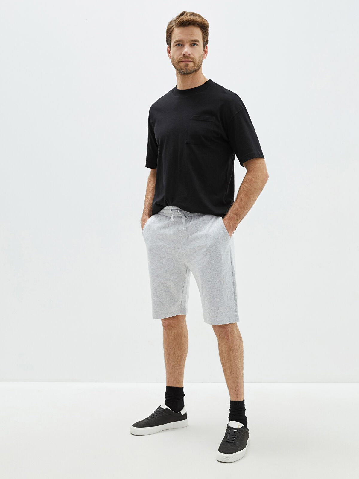 LCW BASIC Standart Kalıp Erkek Bermuda Şort