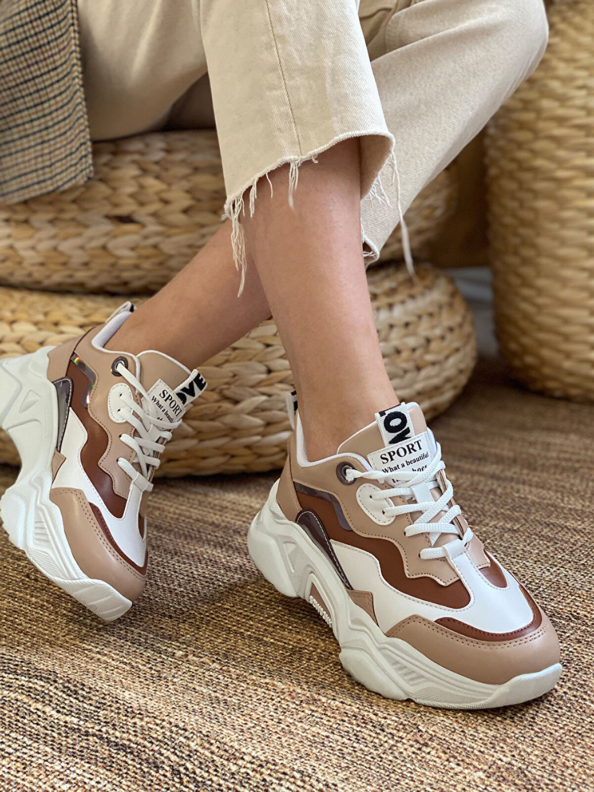 Dark Seer Renk Bloklu Bağcıklı Kadın Aktif Spor Ayakkabı