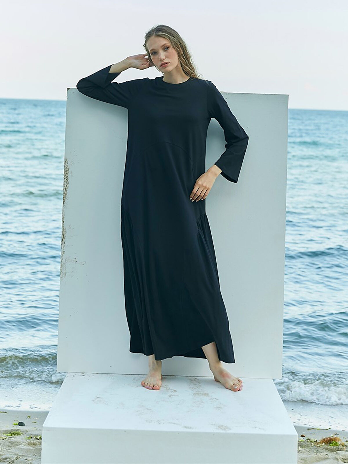 QOOQ UP Bisiklet Yaka Düz Uzun Kollu Kadın Elbise