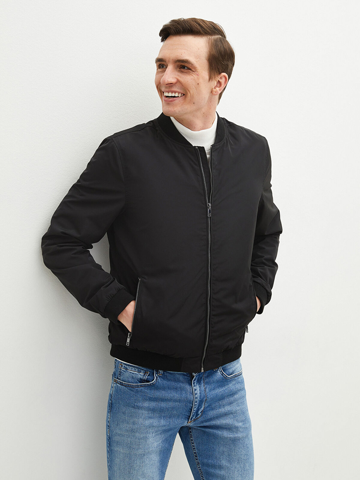 LCW VISION Slim Fit Kolej Yaka Bomber İnce Erkek Mont LCW VISION Slim Fit Kolej Yaka Bomber İnce Erkek Mont