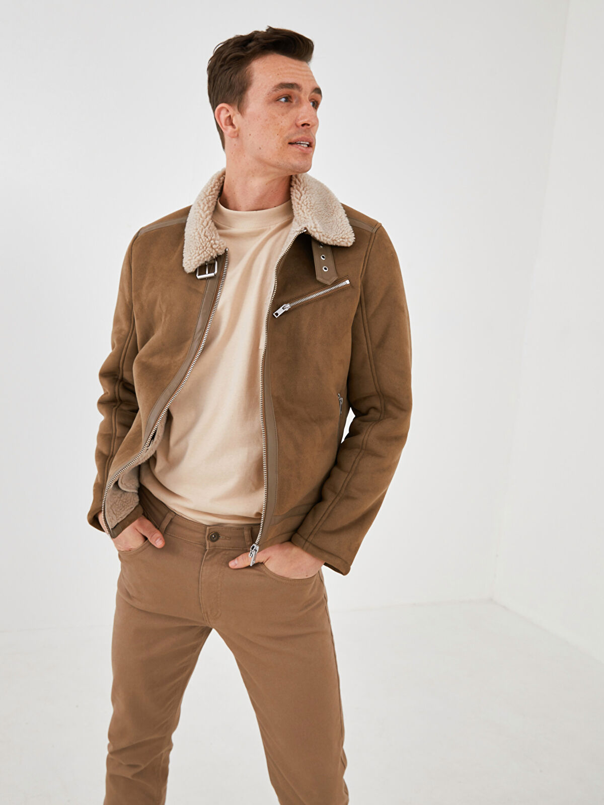 LCW VISION Slim Fit Dik Yaka Kalın Erkek Süet Mont LCW VISION Slim Fit Dik Yaka Kalın Erkek Süet Mont