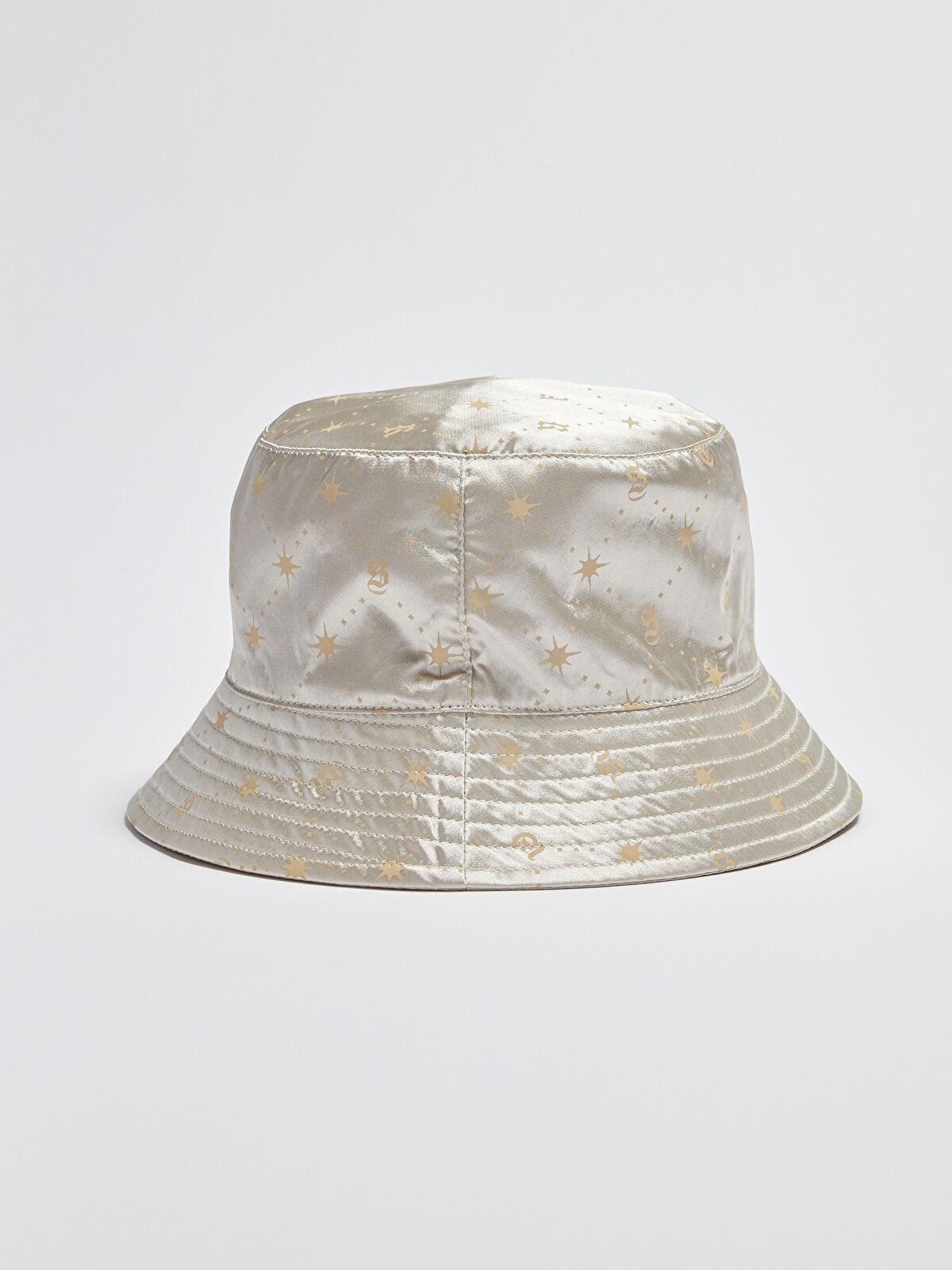 Parlak Görünümlü Kadın Bucket Şapka