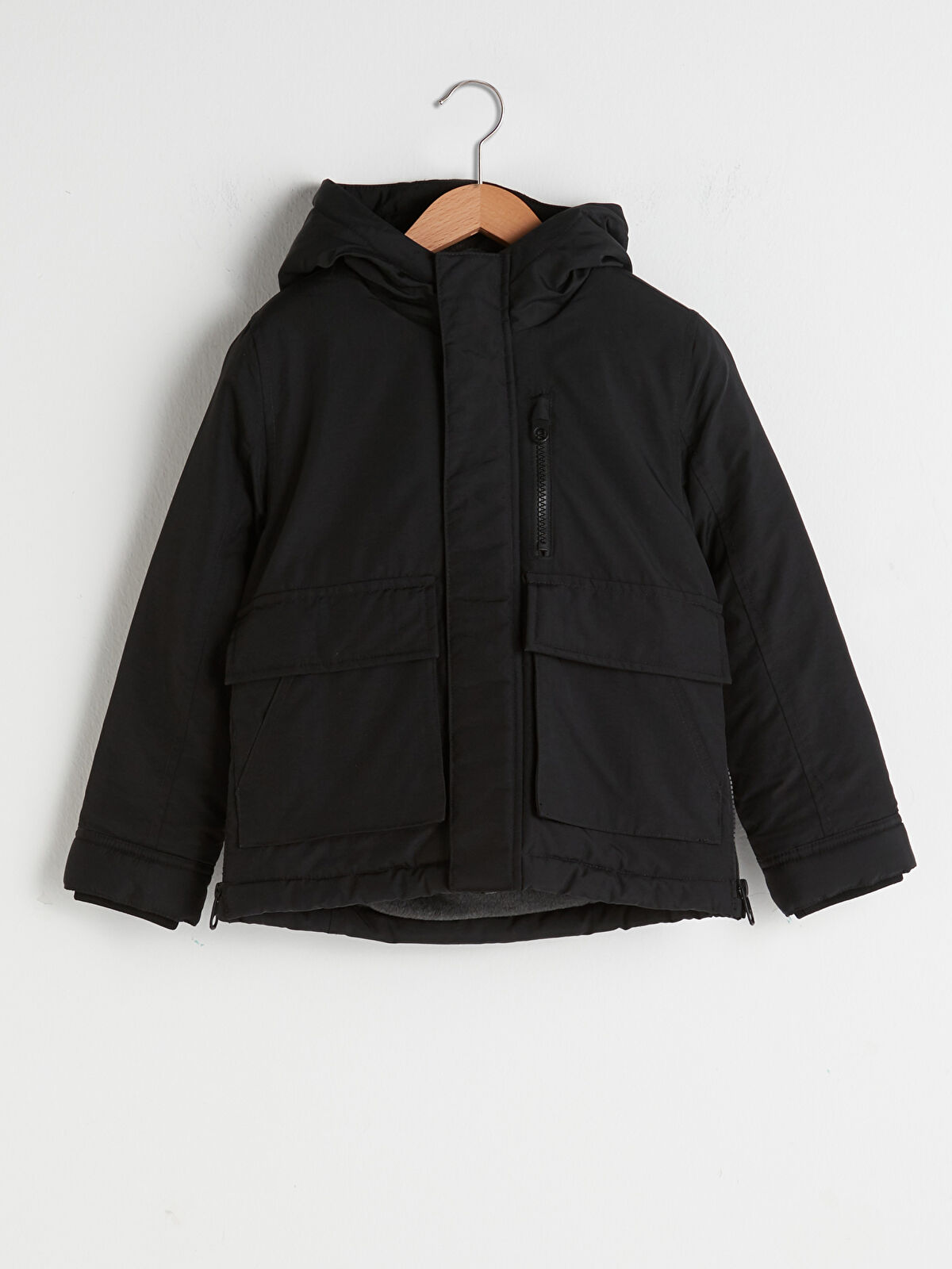 Kapüşonlu Erkek Çocuk Kalın Mont