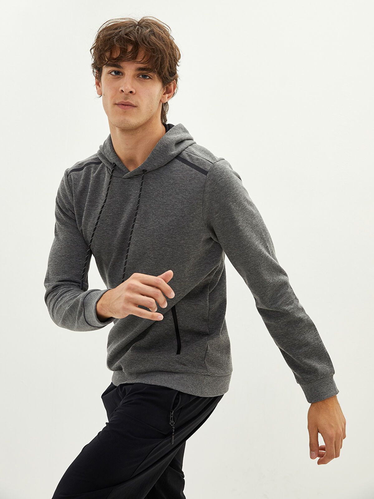 LCW SPORTS Kapüşonlu Uzun Kollu Erkek Spor Sweatshirt