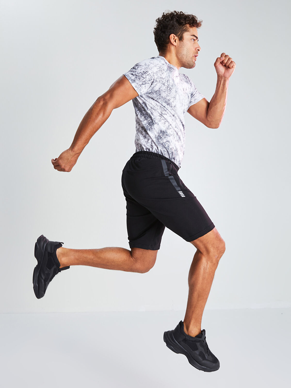 LCW SPORTS Slim Fit Erkek Spor Şort