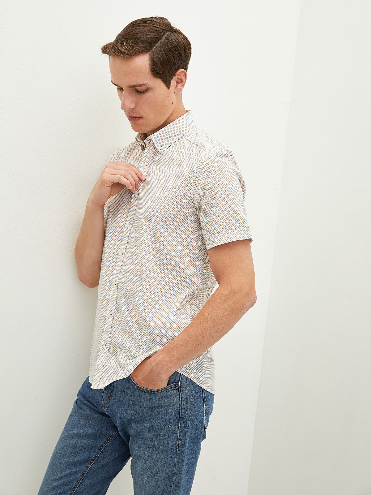 LCW CLASSIC Slim Fit Kısa Kollu Desenli Erkek Gömlek