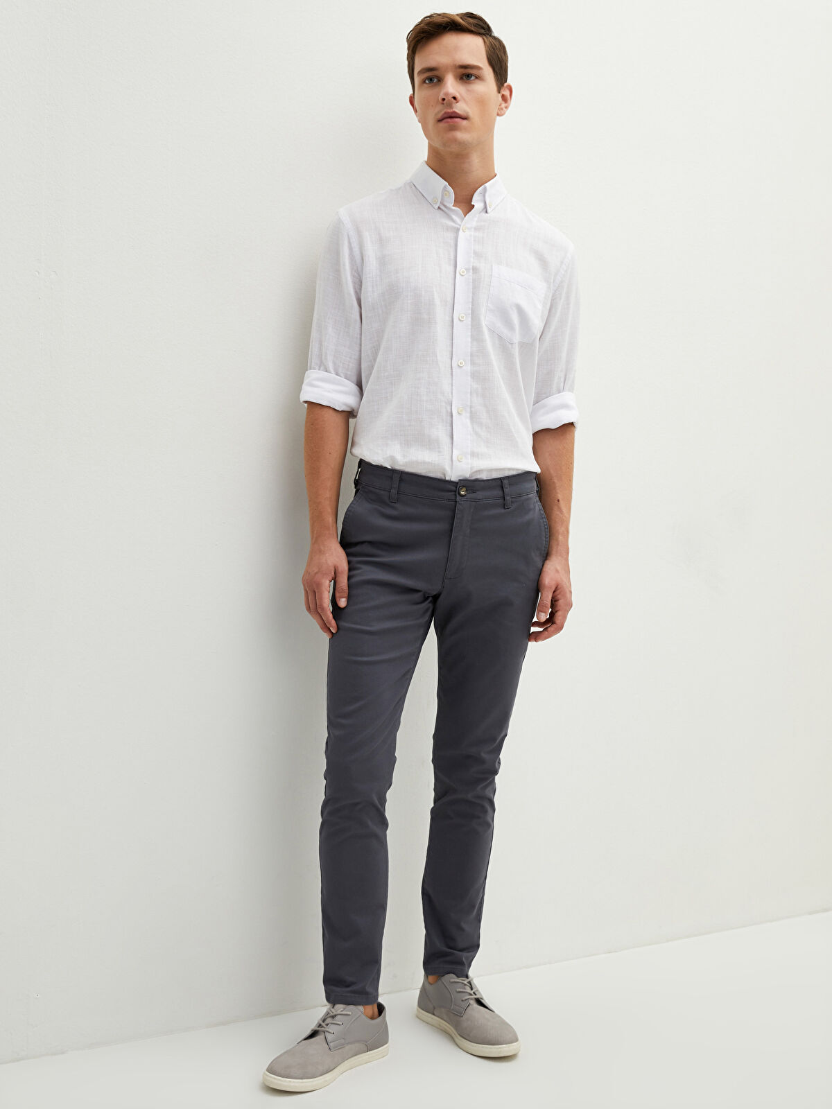 LCW CLASSIC Ekstra Dar Kalıp Gabardin Erkek Chino Pantolon LCW CLASSIC Ekstra Dar Kalıp Gabardin Erkek Chino Pantolon