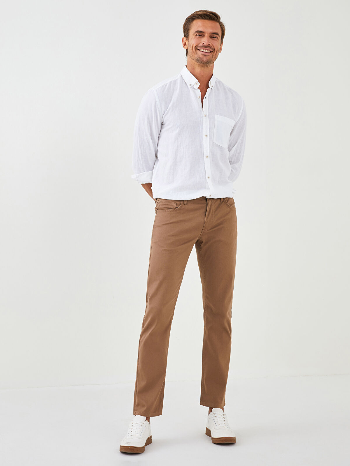 LCW CLASSIC Standart Kalıp Gabardin Erkek Chino Pantolon LCW CLASSIC Standart Kalıp Gabardin Erkek Chino Pantolon