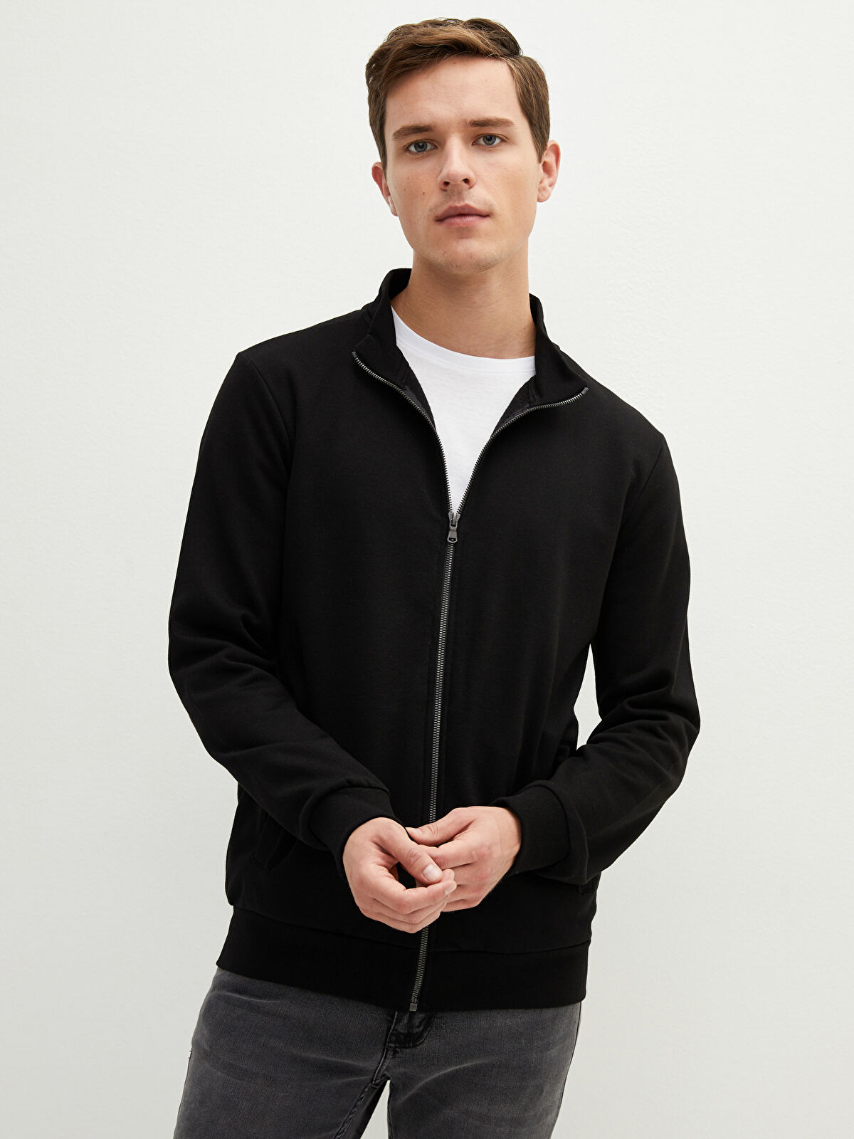 LCW BASIC Rahat Kalıp Dik Yaka Uzun Kollu Erkek Sweatshirt