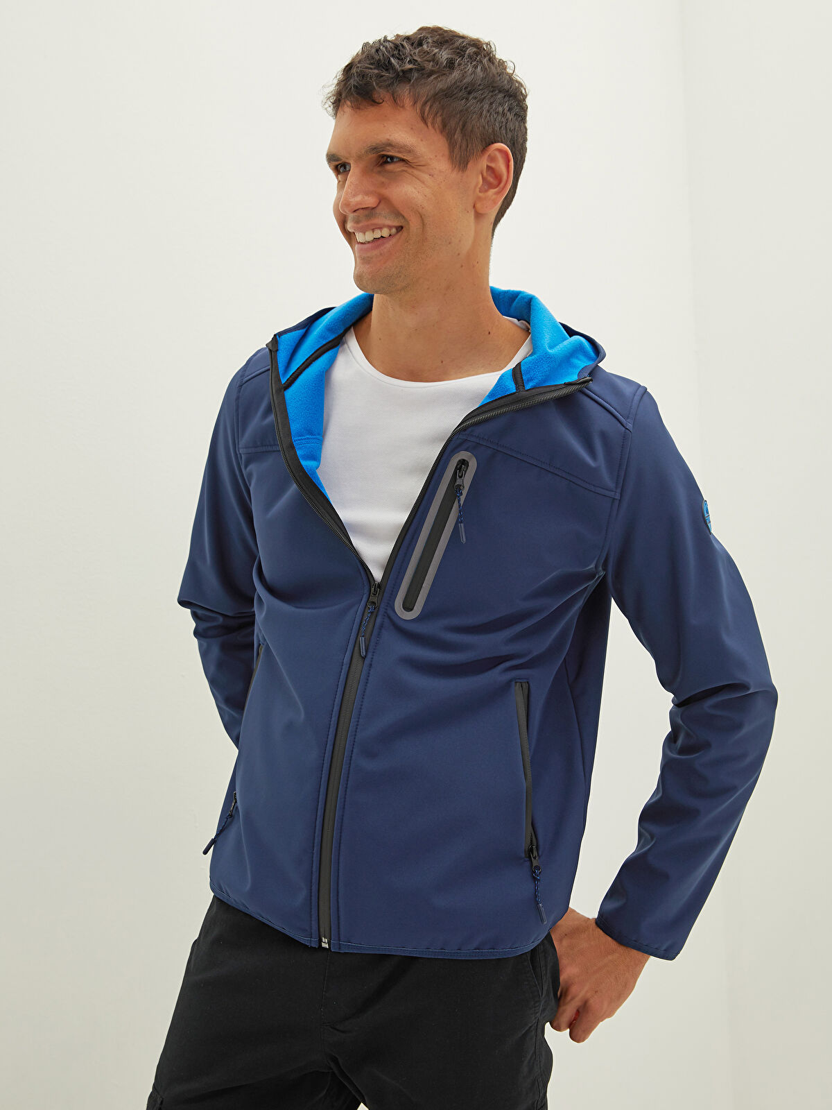 Outdoor Rahat Kalıp Kapüşonlu İnce Erkek Rüzgarlık Outdoor Rahat Kalıp Kapüşonlu İnce Erkek Rüzgarlık