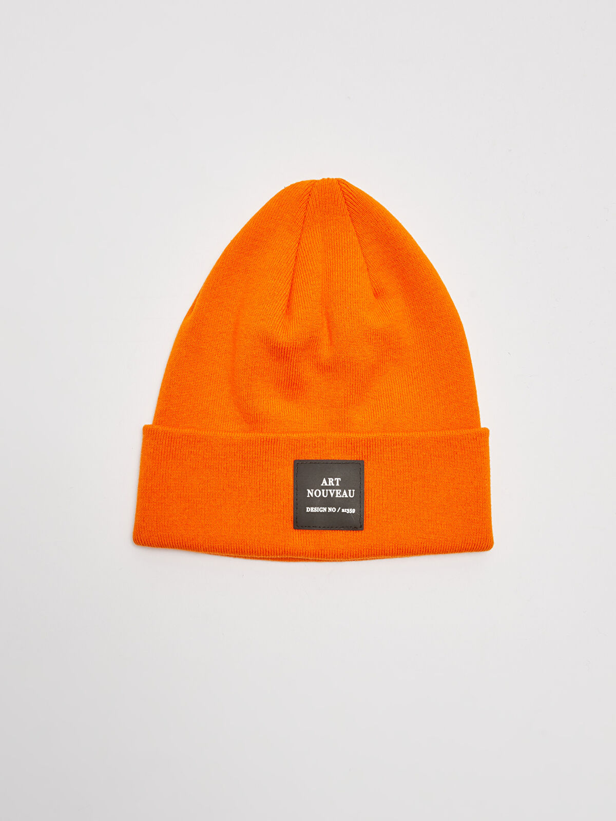 Etiket Detaylı Erkek Triko Bere