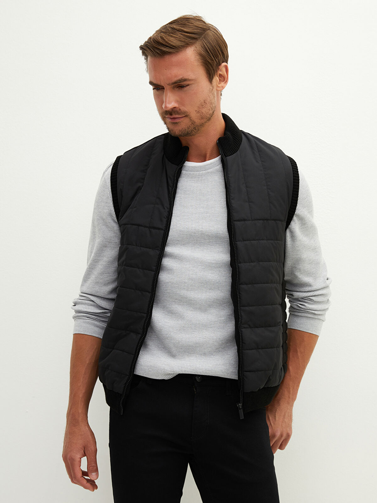 LCW CLASSIC Standart Kalıp Dik Yaka Erkek Triko Yelek