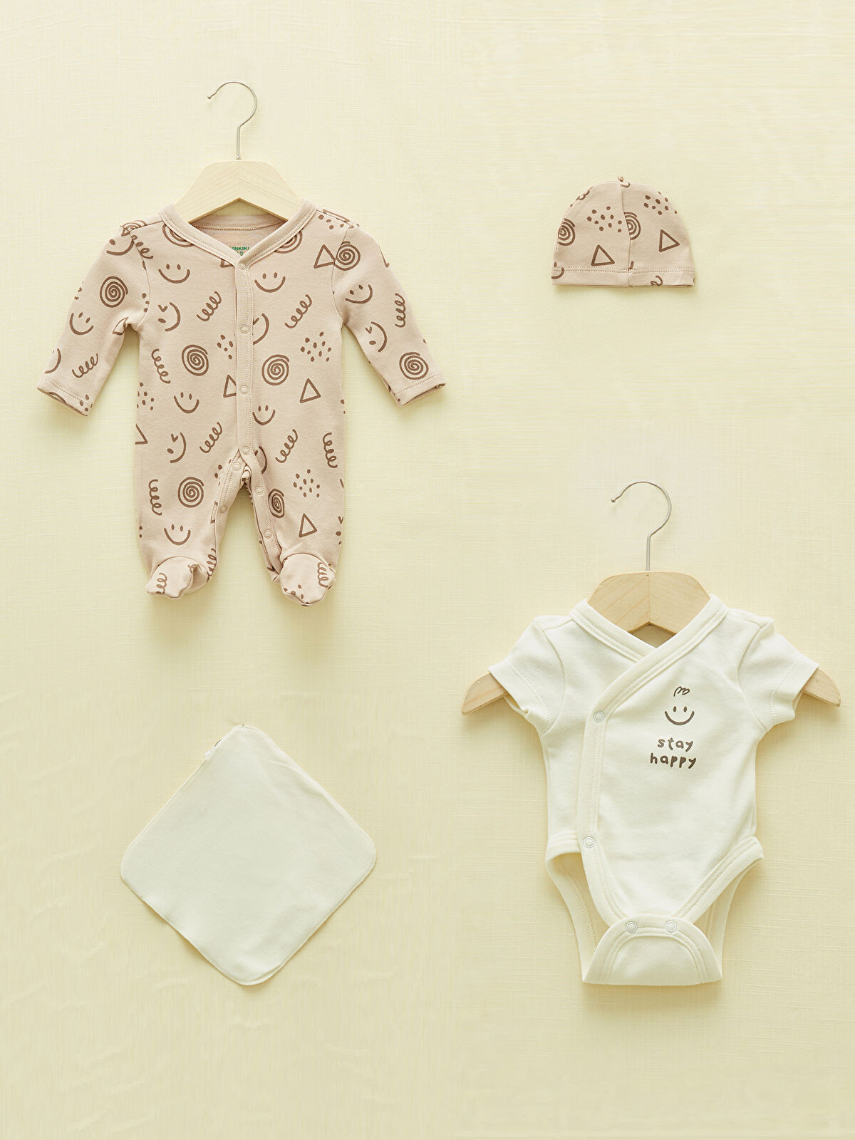 LCW GREEN V Yaka Baskılı Organik Pamuklu Prematüre Unisex Bebek Hastane Çıkış Seti