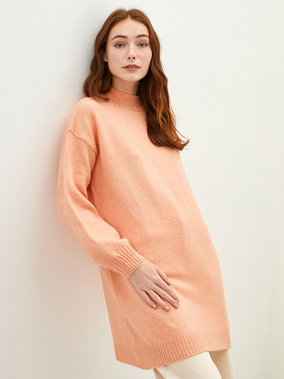 MODEST Yarım Balıkçı Yaka Düz Uzun Kollu Oversize Kadın Triko Tunik