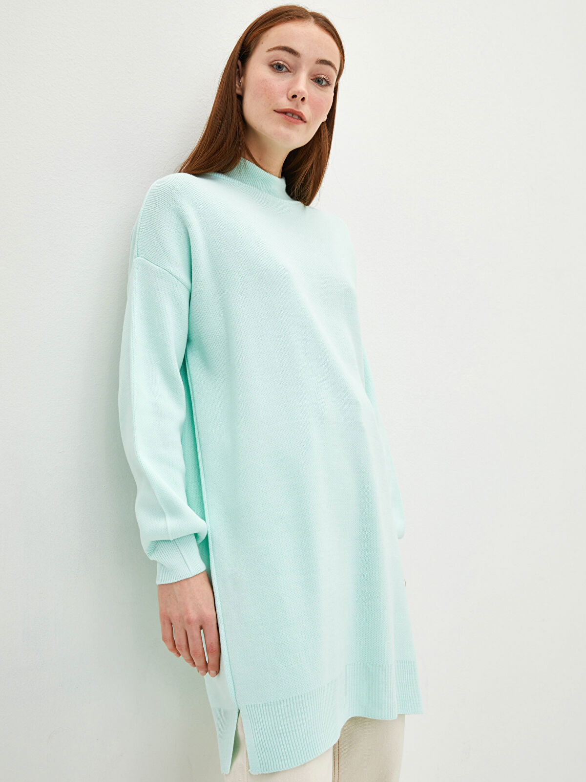 MODEST Yarım Balıkçı Yaka Düz Uzun Kollu Oversize Triko Kadın Tunik