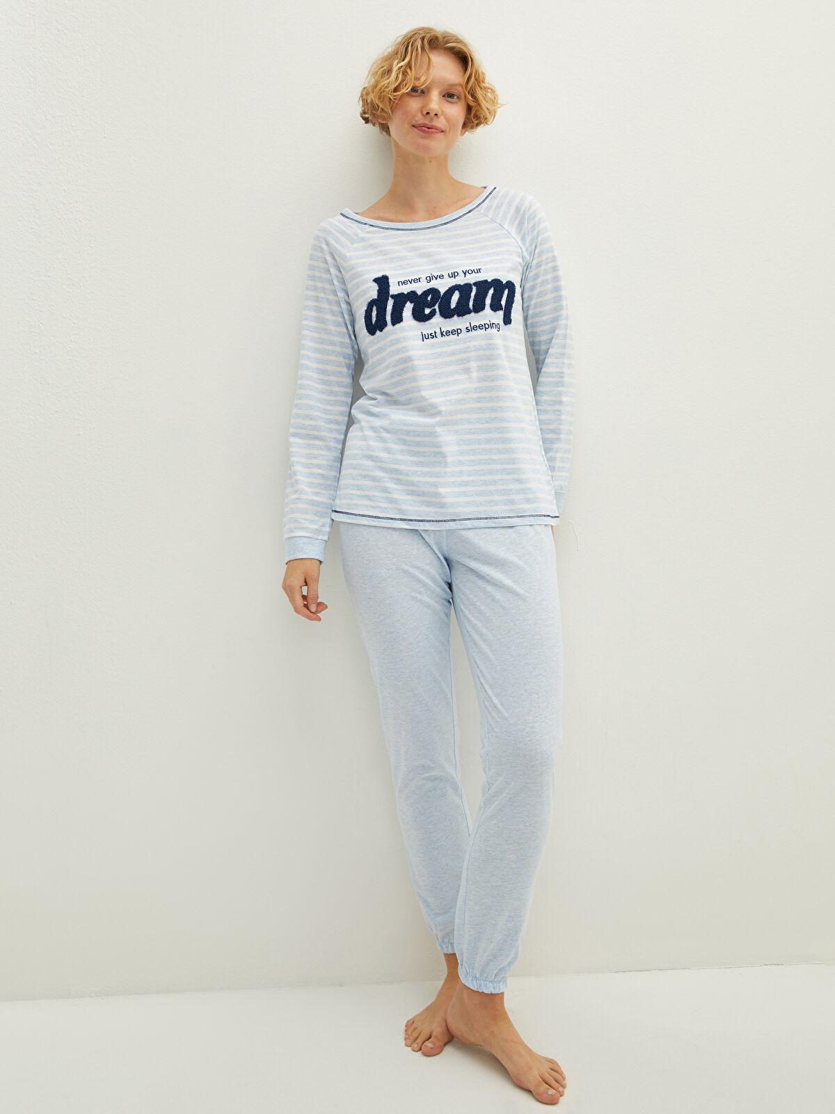 LCW DREAM Bisiklet Yaka Nakışlı Uzun Kollu Kadın Pijama Takımı