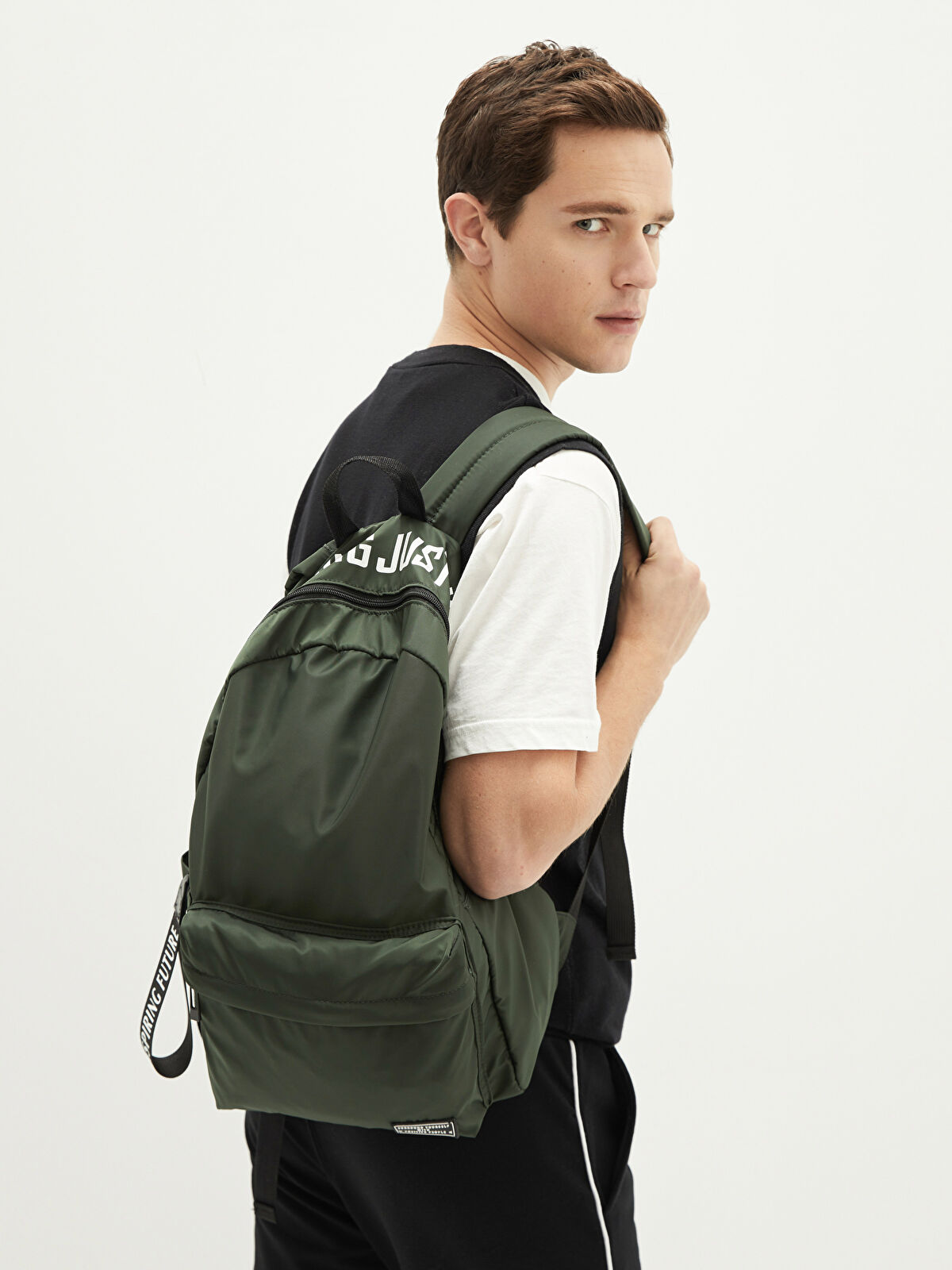 Etiket Baskılı Erkek Sırt Çantası