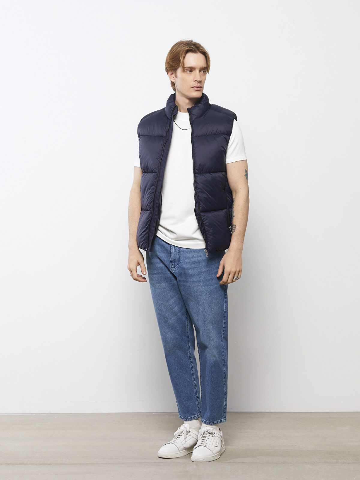 LCW VISION Slim Fit Dik Yaka Kalın Erkek Yelek LCW VISION Slim Fit Dik Yaka Kalın Erkek Yelek