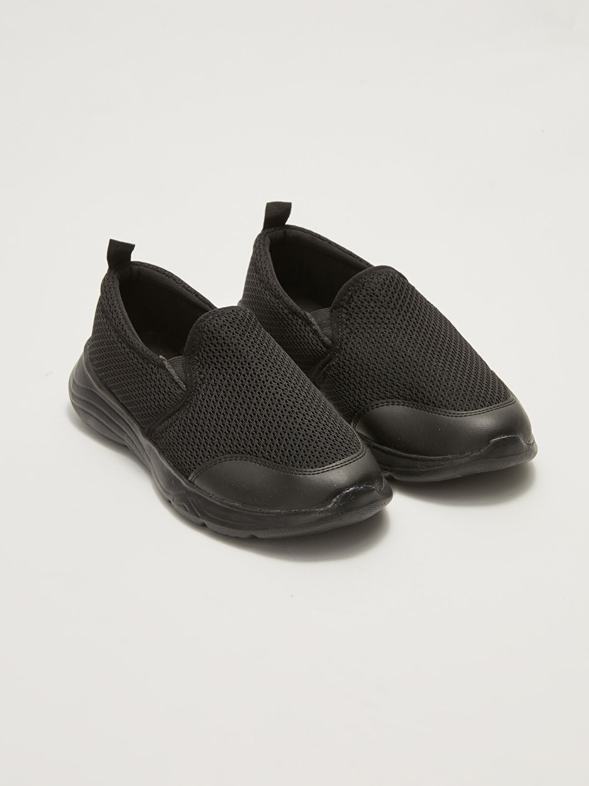 File Detaylı Slip On Kadın Aktif Spor Ayakkabı File Detaylı Slip On Kadın Aktif Spor Ayakkabı