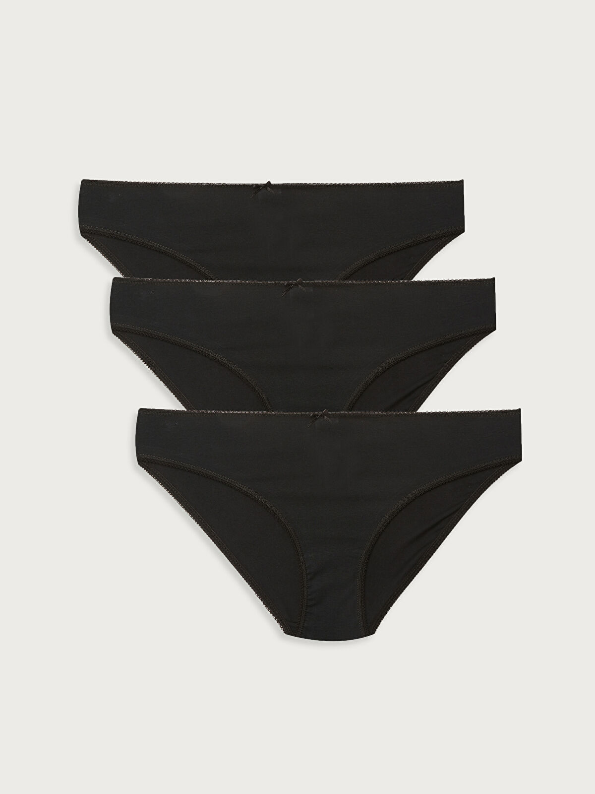 LCW DREAM Fiyonk Detaylı Pamuklu Klasik Külot 3'lü Paket LCW DREAM Fiyonk Detaylı Pamuklu Klasik Külot 3'lü Paket