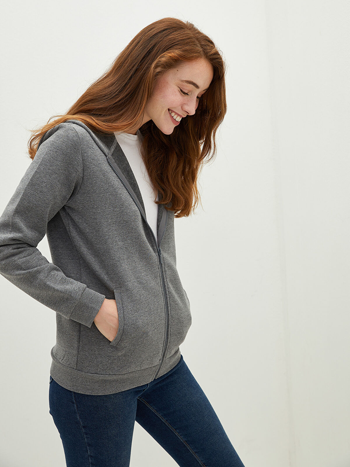 LCW BASIC Kapüşon Yaka Düz Önden Fermuarlı Uzun Kollu Kadın Hırka LCW BASIC Kapüşon Yaka Düz Önden Fermuarlı Uzun Kollu Kadın Hırka