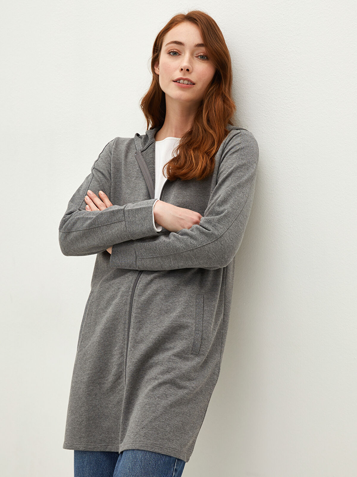 Kapüşon Yaka Sim Detaylı Cepli Uzun Kollu Kadın Hırka Kapüşon Yaka Sim Detaylı Cepli Uzun Kollu Kadın Hırka