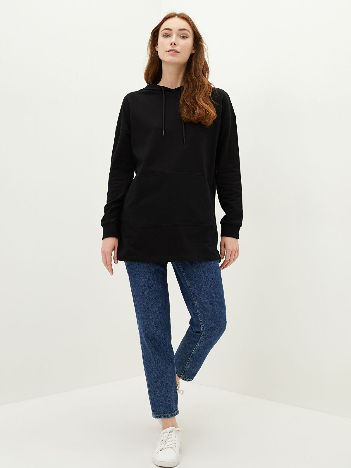 LCW BASIC Kapüşonlu Düz Uzun Kollu Pamuklu Kadın Sweatshirt LCW BASIC Kapüşonlu Düz Uzun Kollu Pamuklu Kadın Sweatshirt