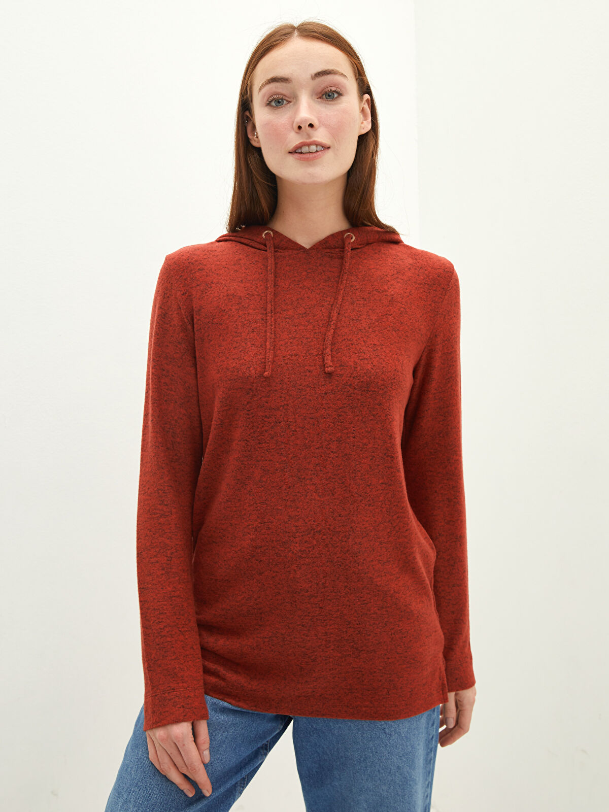 LCW BASIC Kapüşon Yaka Düz Uzun Kollu Kadın Sweatshirt