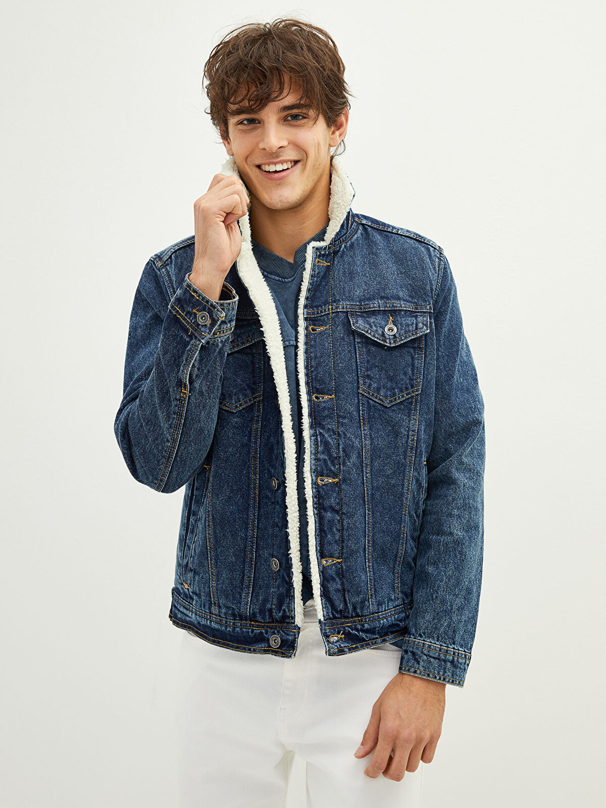 Standart Kalıp Gömlek Yaka Erkek Jean Mont