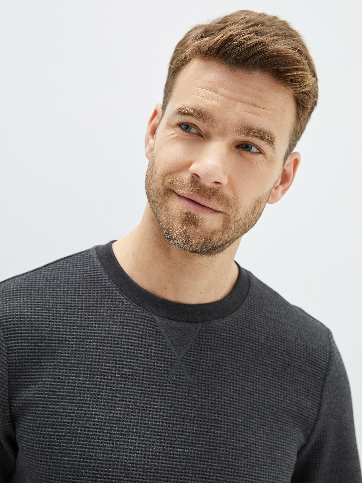 LCW BASIC Bisiklet Yaka Uzun Kollu Erkek Sweatshirt
