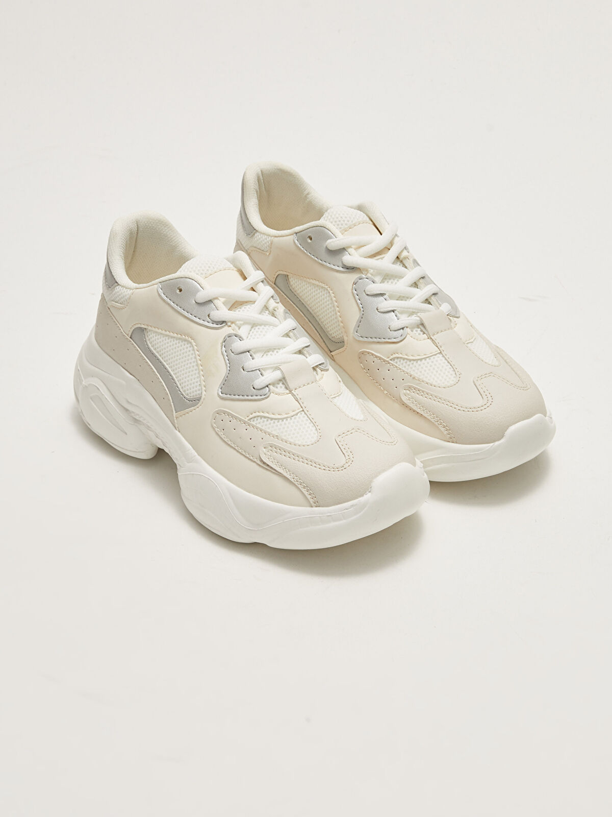 File Detaylı Bağcıklı Kalın Taban Kadın Spor Ayakkabı