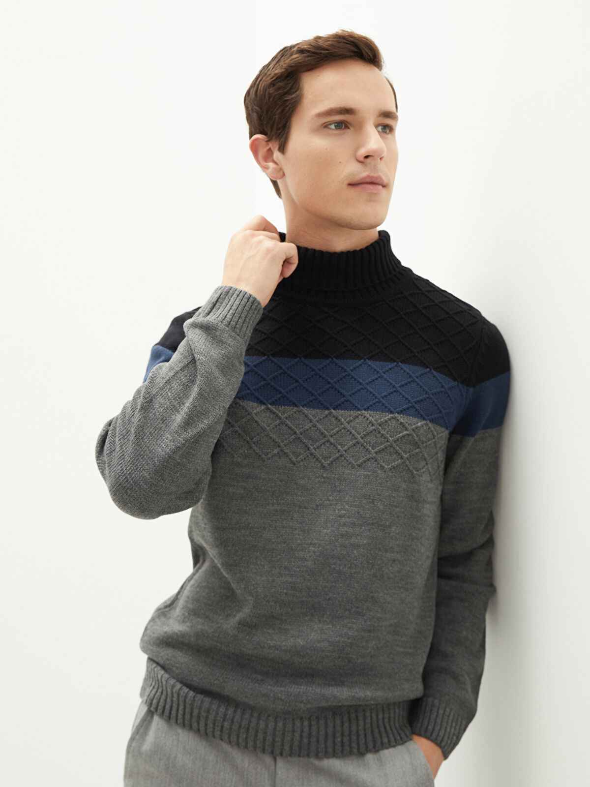 LCW CLASSIC Balıkçı Yaka Uzun Kollu Renk Bloklu Erkek Triko Kazak