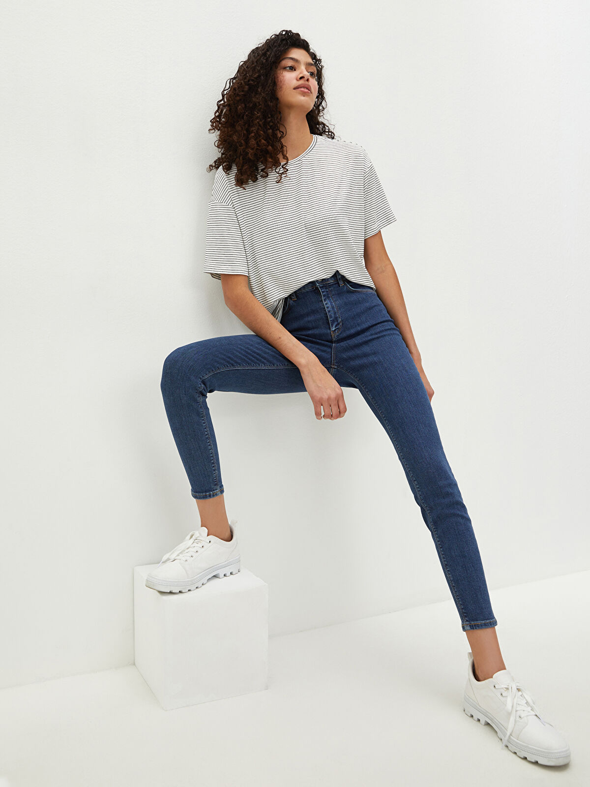 Yüksek Bel Süper Skinny Fit Cep Detaylı Kadın Rodeo Jean Pantolon