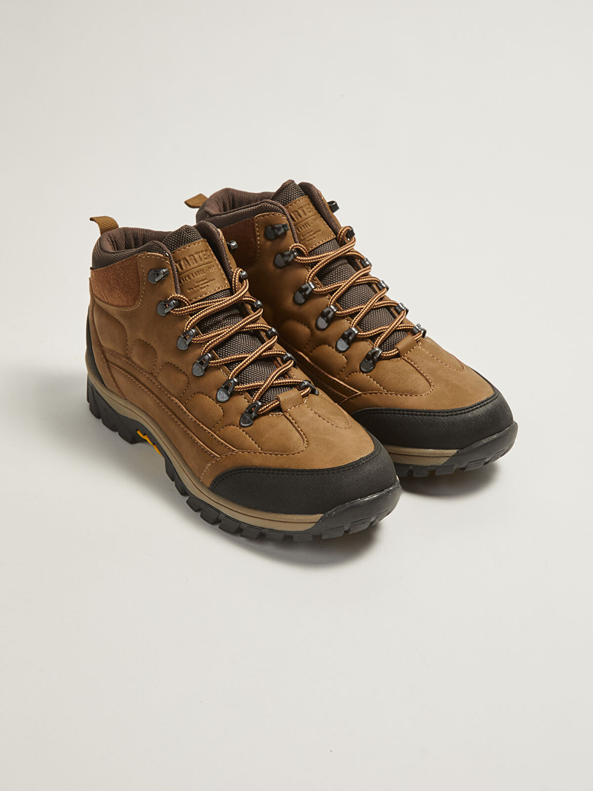 Dekoratif Dikişli Bağcıklı Erkek Trekking Bot