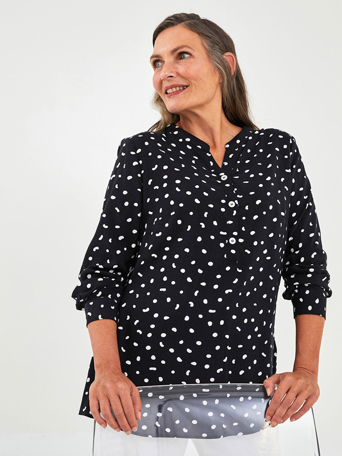 LCW GRACE Kaçık Yaka Çiçekli Uzun Kollu Viskon Kadın Bluz