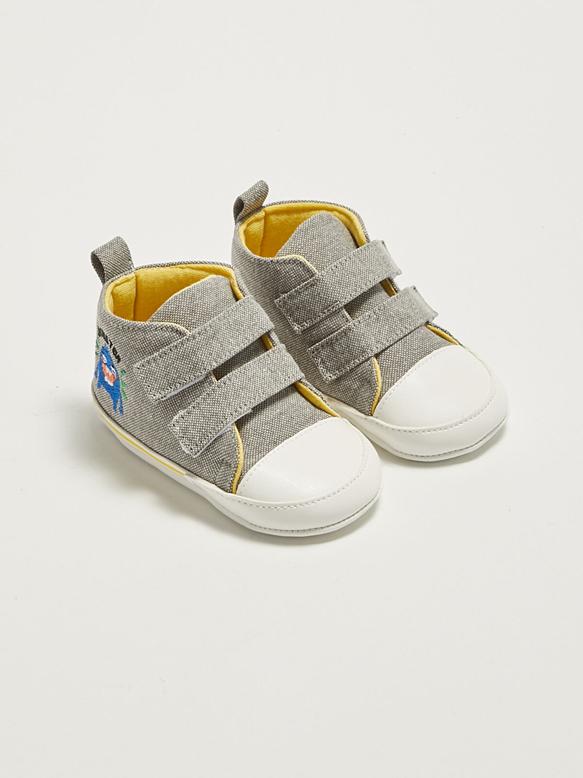 Cırt Cırtlı Erkek Bebek Yürüme Öncesi Ev Botu