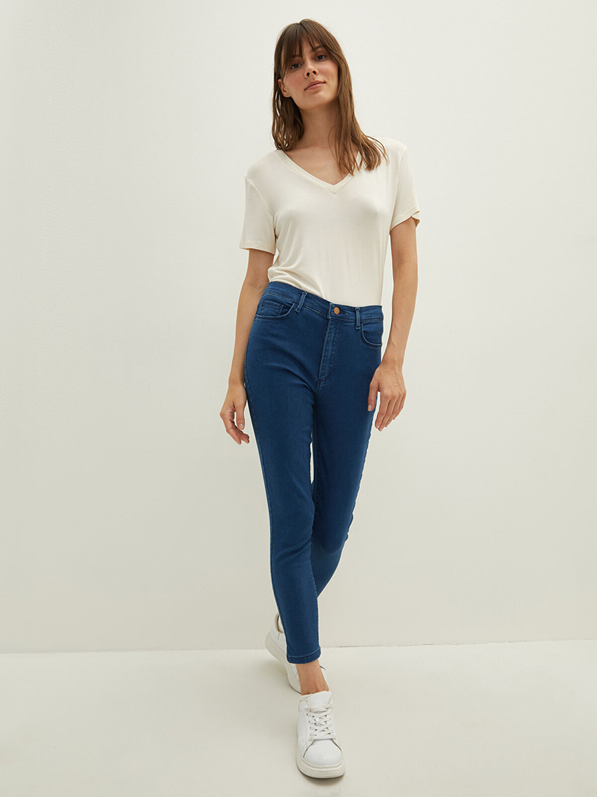 LCW BASIC Yüksek Bel Slim Fit Cep Detaylı Kadın Jean Pantolon LCW BASIC Yüksek Bel Slim Fit Cep Detaylı Kadın Jean Pantolon