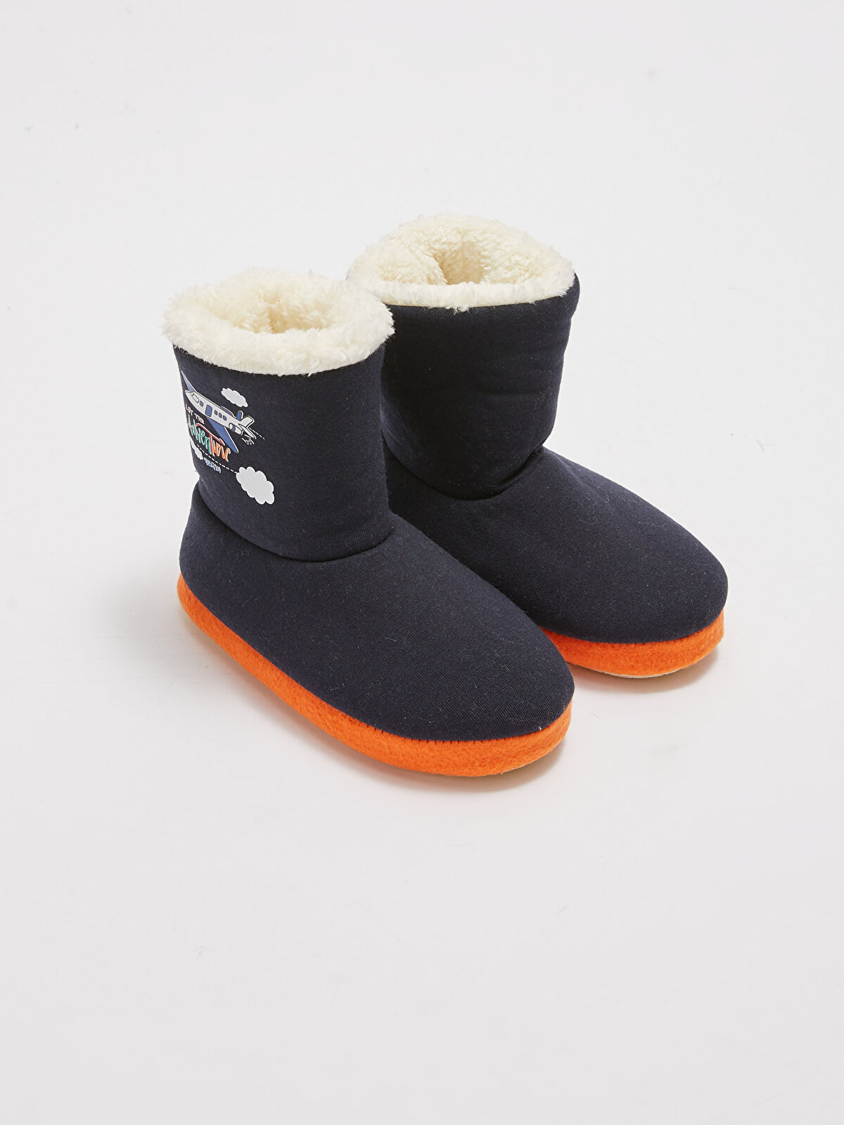 Baskılı Pelüş Erkek Bebek Ev Botu Baskılı Pelüş Erkek Bebek Ev Botu