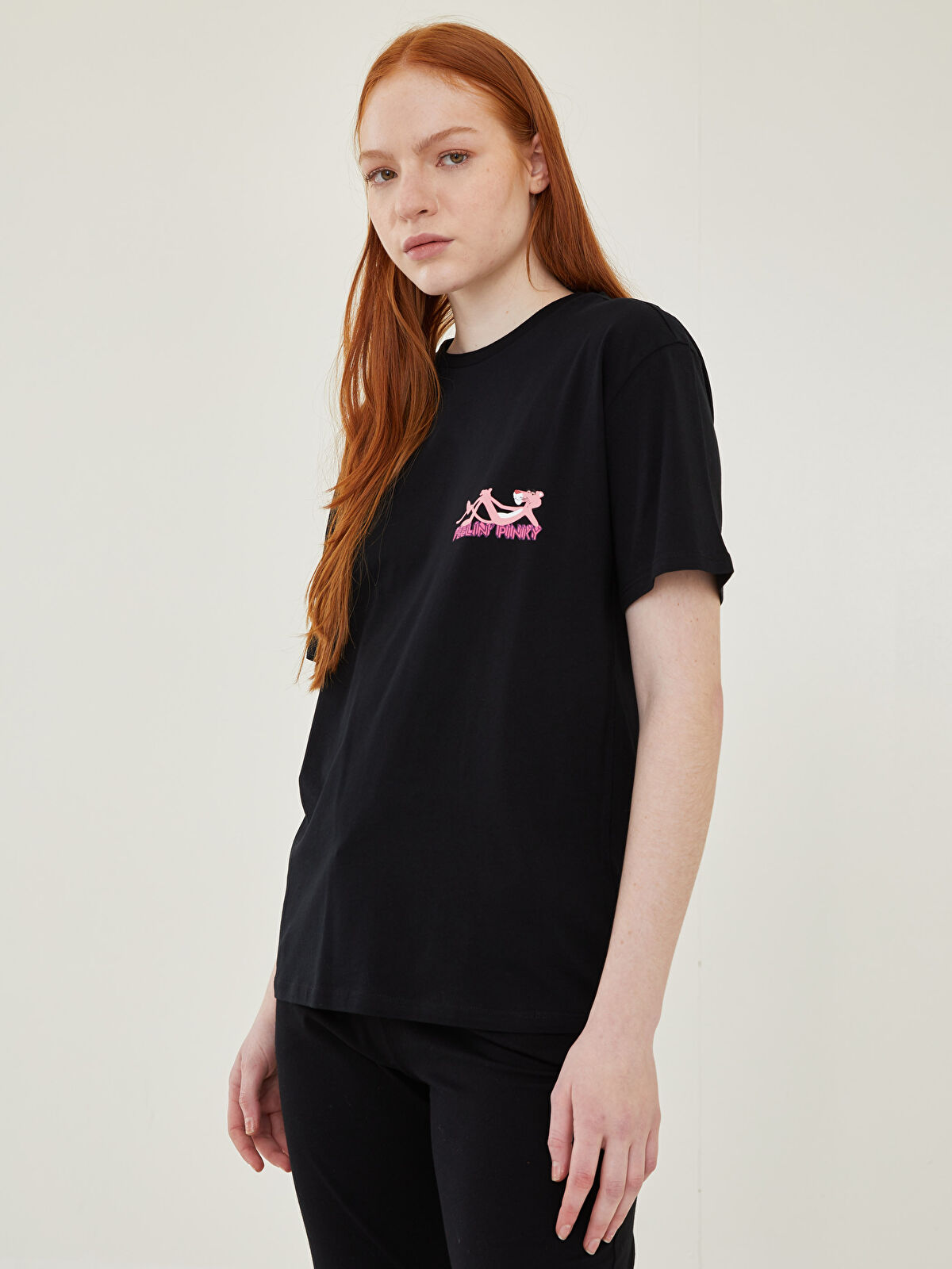 LCW DREAM Bisiklet Yaka Pink Panther Baskılı Kısa Kollu Pamuklu Kadın Pijama Takımı