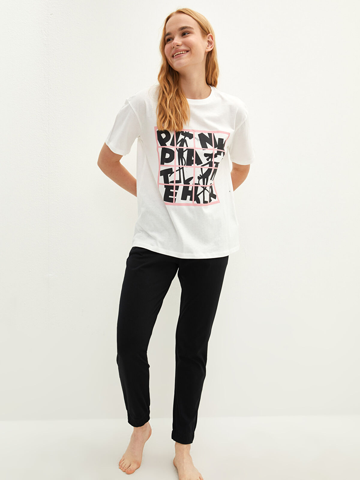 LCW DREAM Bisiklet Yaka Pembe Panter Baskılı Kısa Kollu Pamuklu Kadın Pijama Takımı