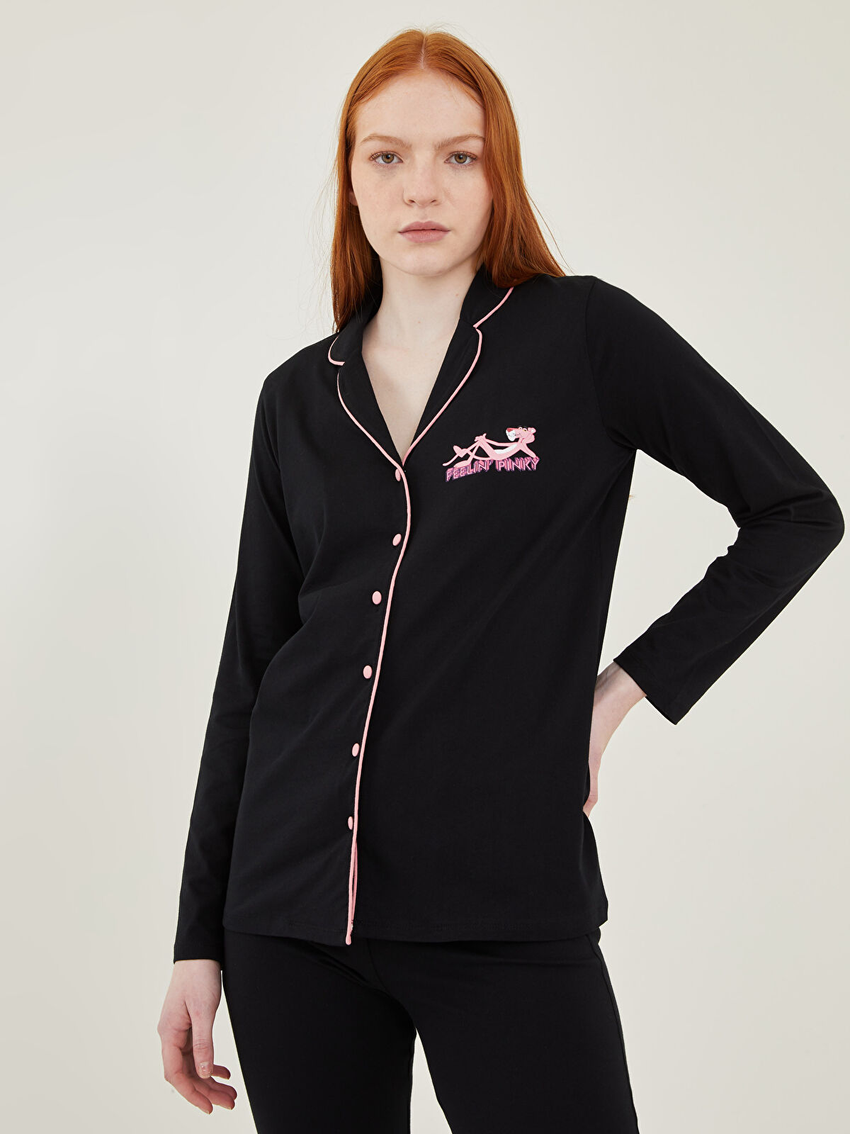 LCW DREAM Gömlek Yaka Pink Panther Baskılı Uzun Kollu Pamuklu Kadın Pijama Takımı