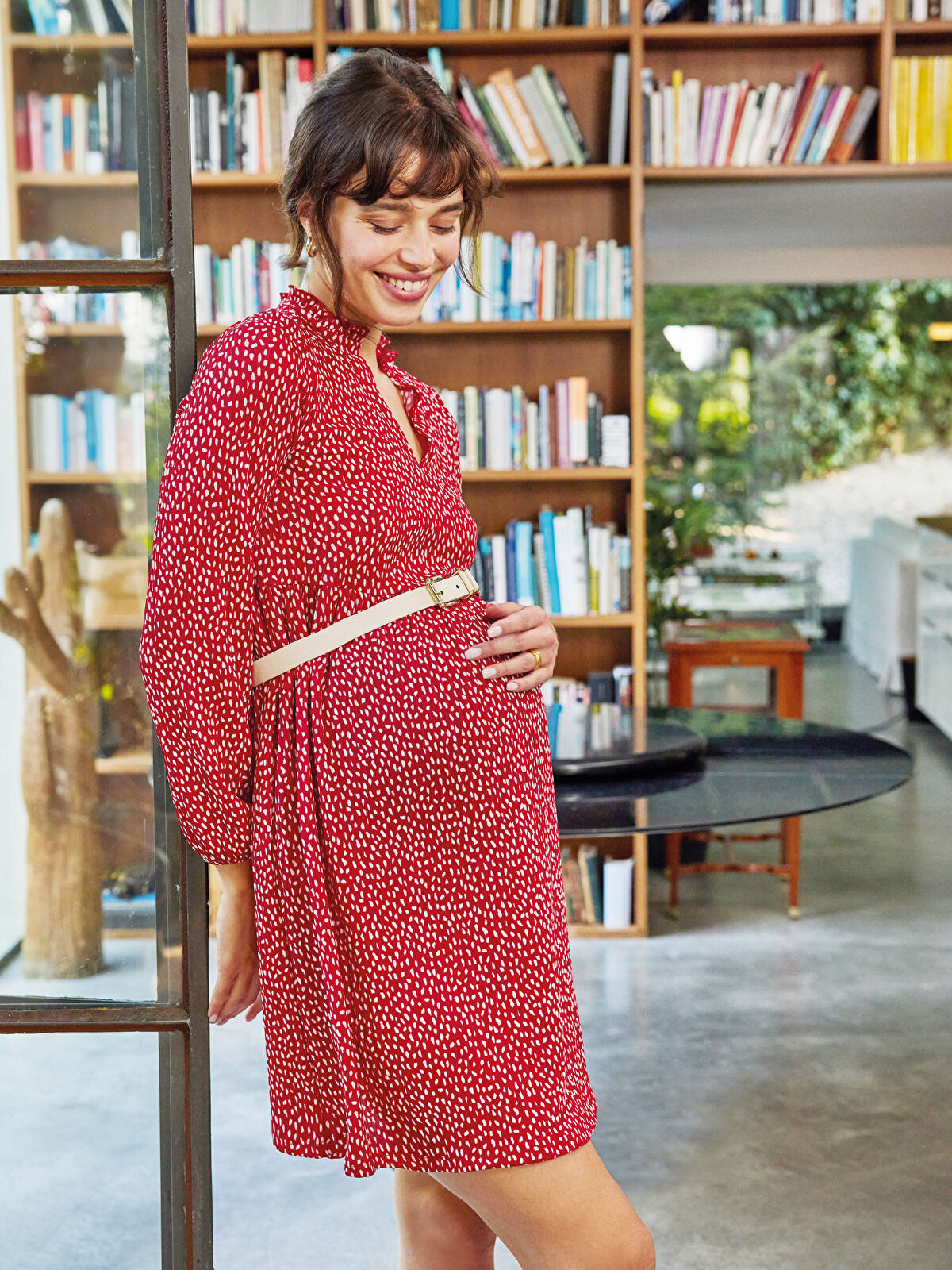 Fırfırlı V Yaka Desenli Uzun Kollu Kaşkorse Kumaş Hamile Elbise