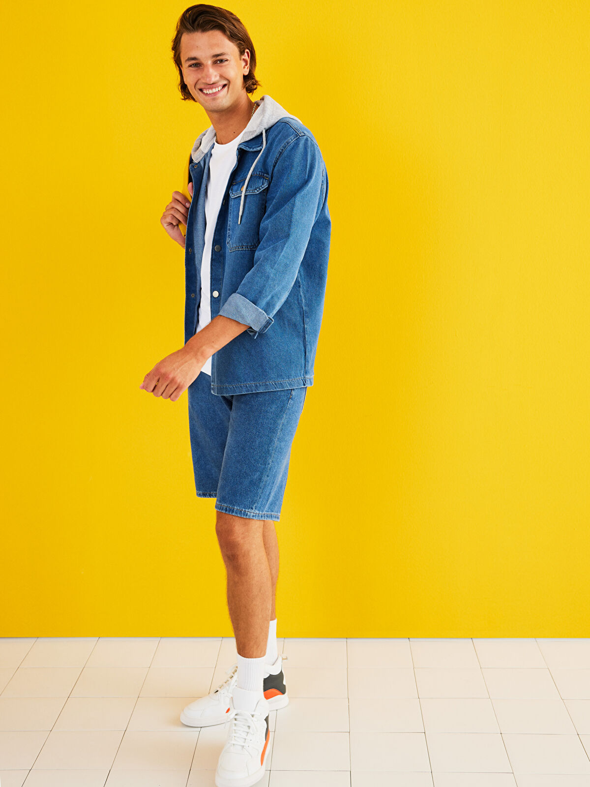 LCW CASUAL Standart Kalıp Bermuda Erkek Jean Şort