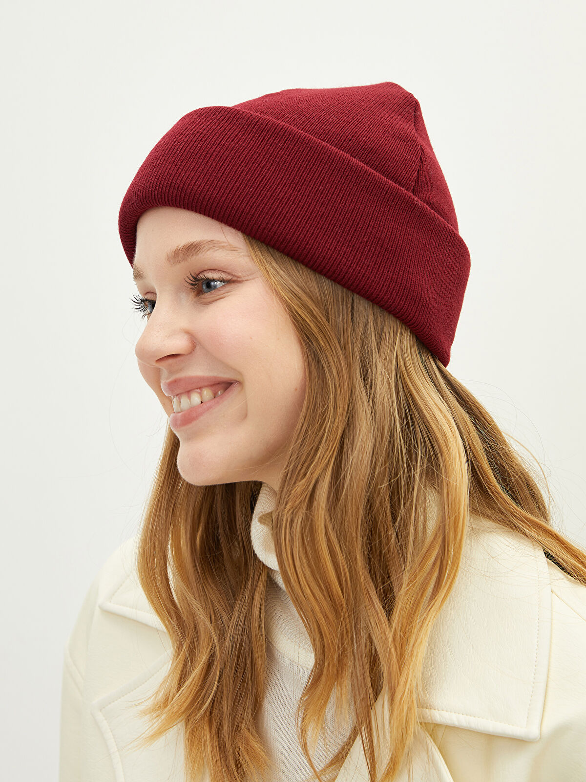 Katlamalı Kadın Triko Bere